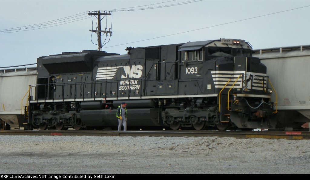 NS 1093